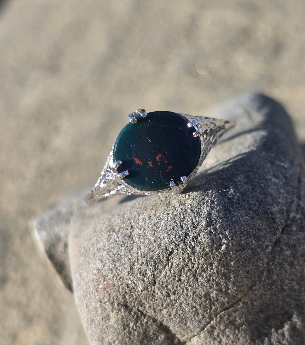 18k white gold vintage estate bloodstone ring – Rambling Rose