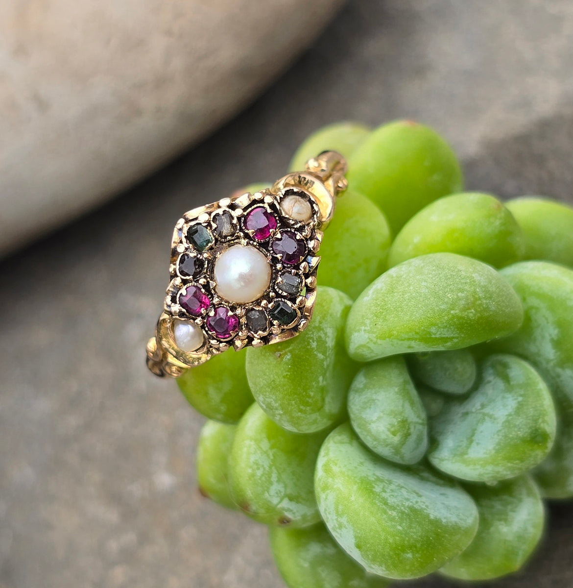 15ct gold Victorian muti-colored stone ring band – Rambling Rose