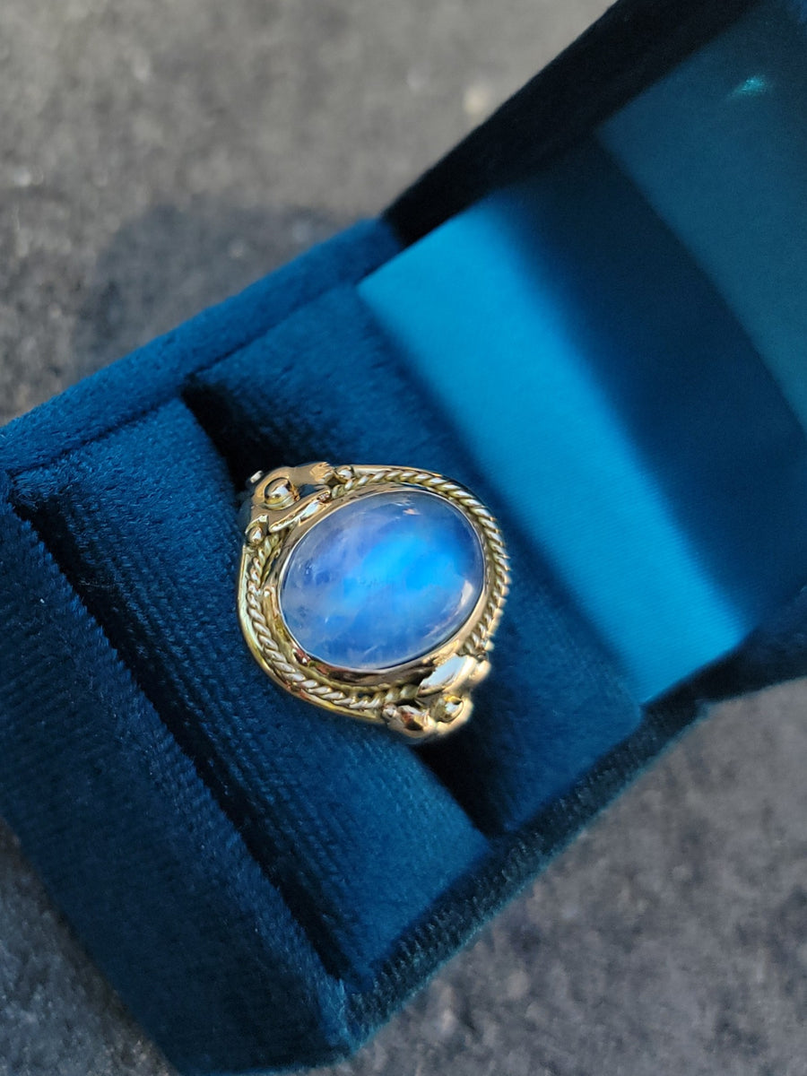 14k gold cabochon moonstone estate floral ring – Rambling Rose
